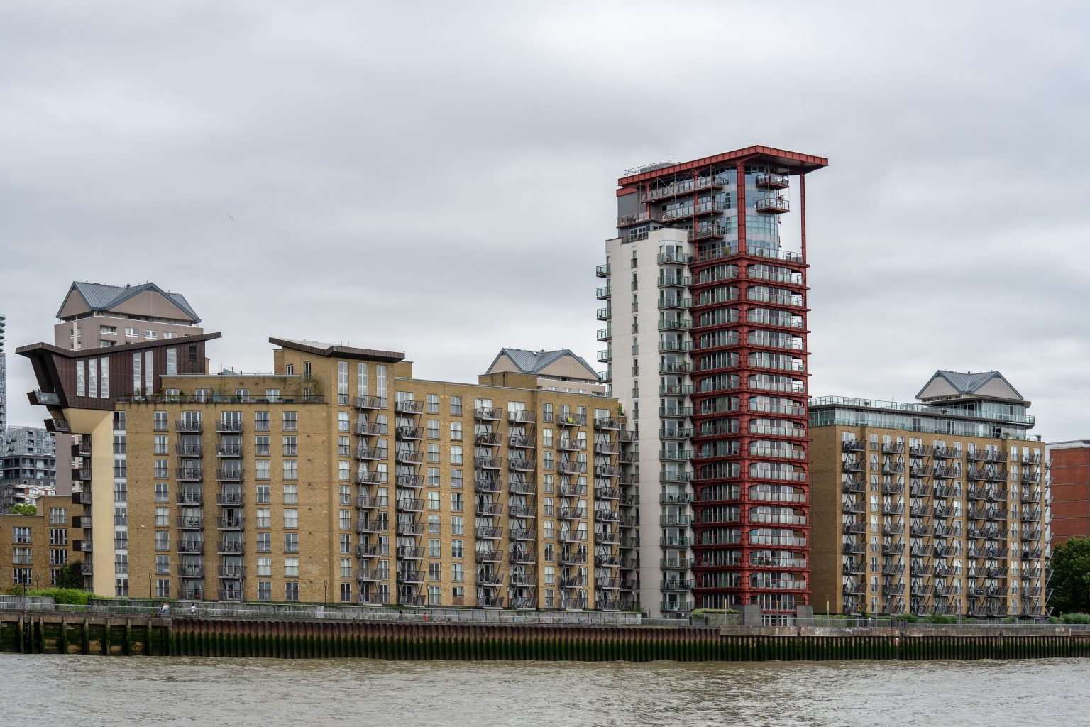 The Different Types of Housing you will see in the UK - Glamorous ...